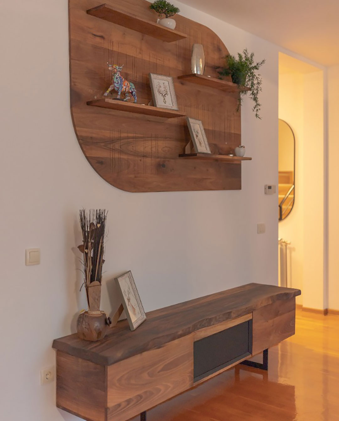 Proizvodi – Namestaj Od Punog Drveta, Stolovi i Komode